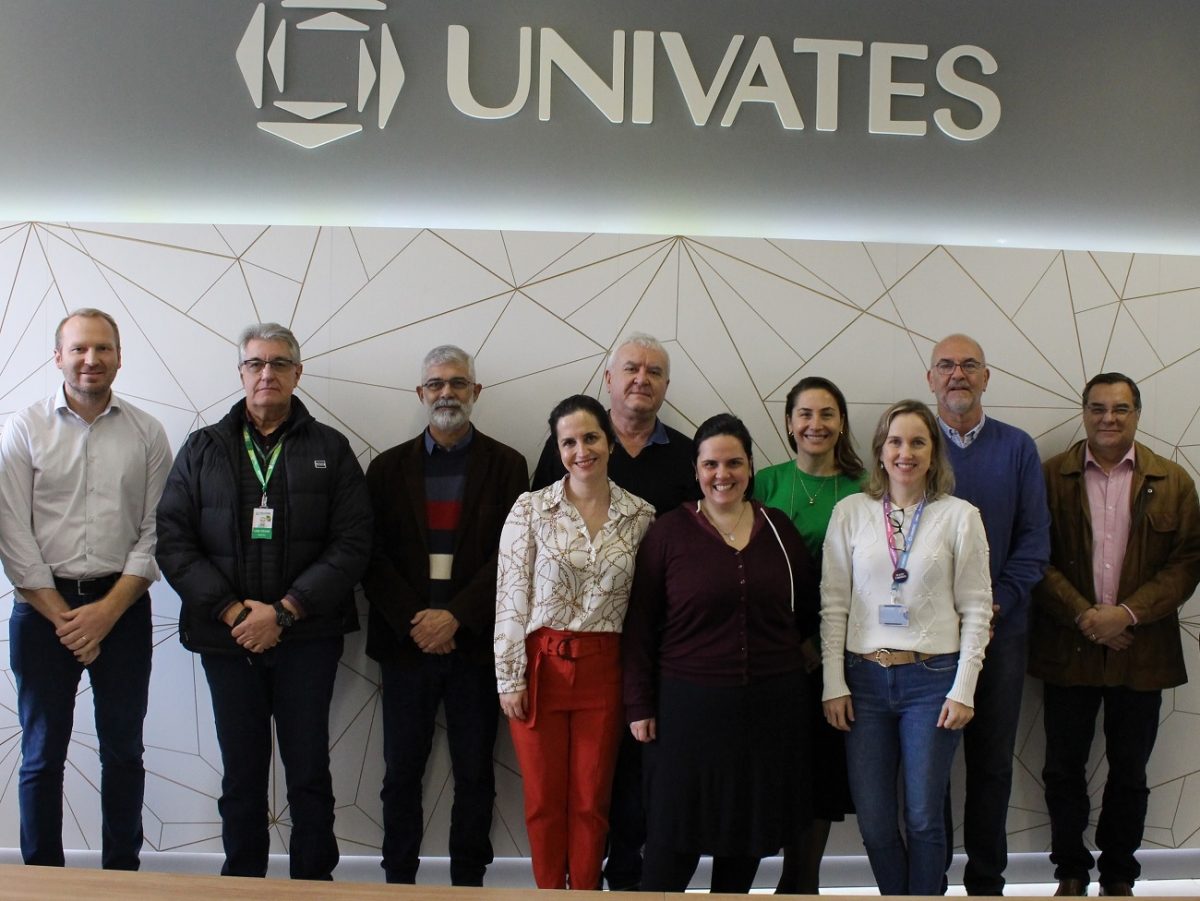 Tacchini apoia abertura de curso de medicina em Bento